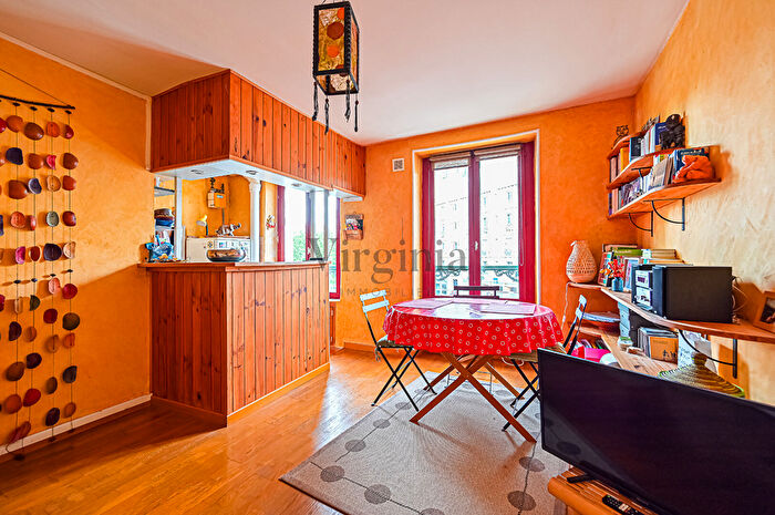 Appartement 2 pièces à Paris 11ème, Léon-Blum, Folie-Regnault, à vendre