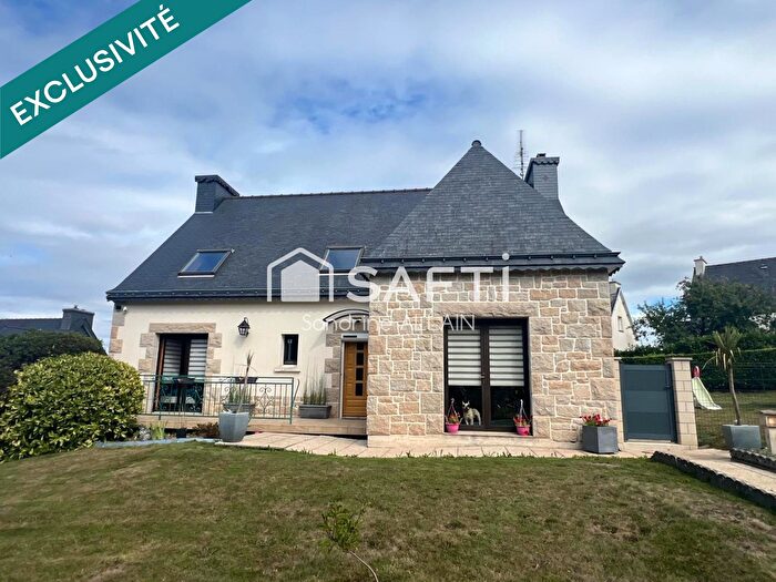 Callac : Maison 6 pièces à vendre