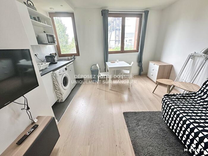 Alfortville, Mairie, Gare : Appartement 1 pièce à louer