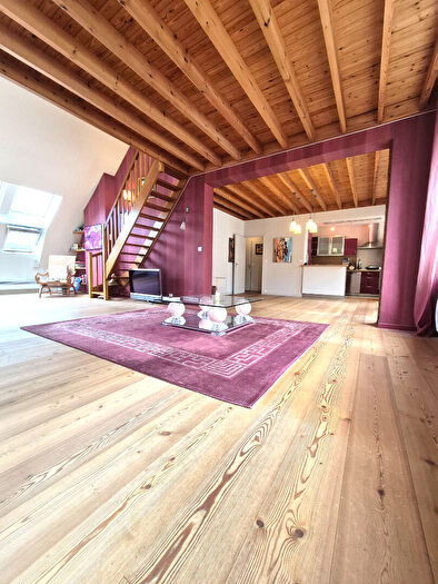 Appartement 3 pièces à Cambrai, Centre-Ville, Gare, à vendre