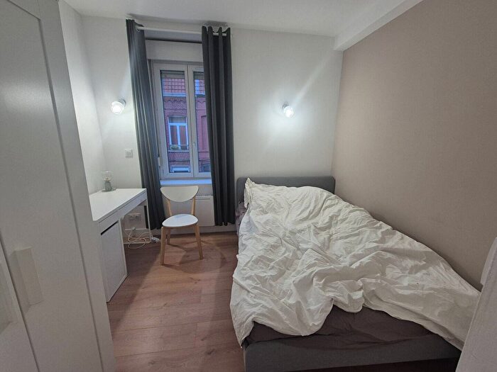 Appartement à louer - Caulier, Lille - 1 pièce
