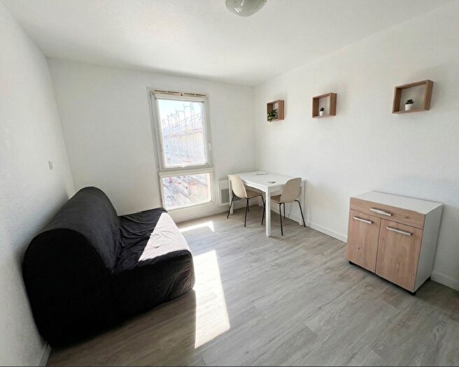 Appartement à louer - Nantes, La Jonelière, Le Petit Port - 1 pièce