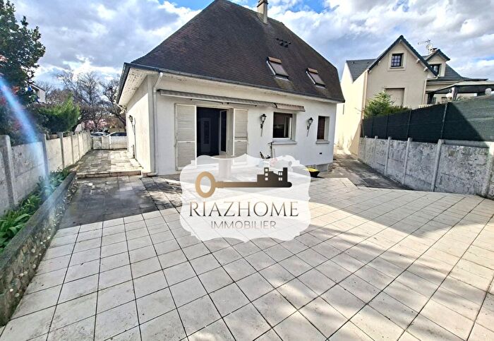 Maison 6 pièces à Le Blanc-Mesnil, à vendre