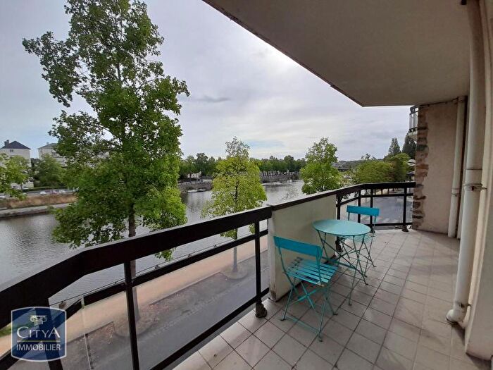 Appartement 4 pièces à Laval, Avesnières, à louer