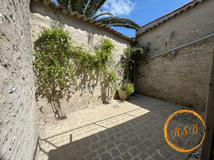 Maison à vendre - La Flotte - 3 pièces - 1 chambre