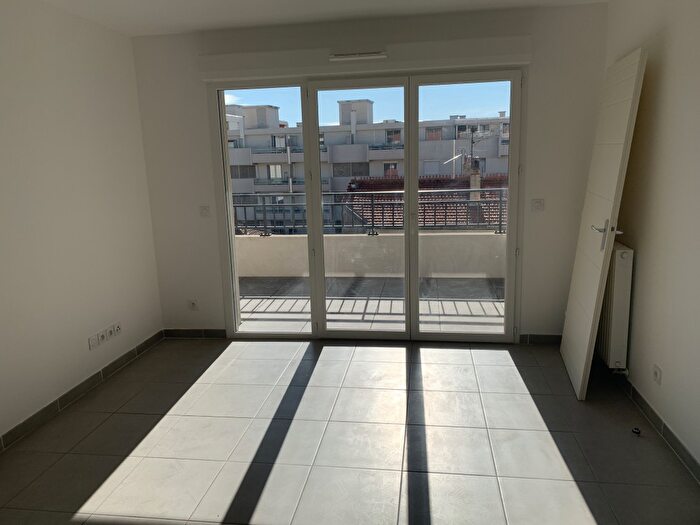 Appartement à louer - Toulon, Saint-Jean du Var - 2 pièces - 1 chambre