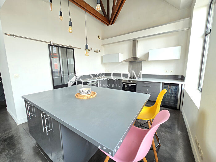 Appartement à vendre - Tourcoing, Centre-ville - 4 pièces - 2 chambres