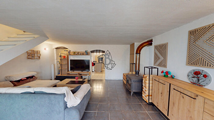 Maison à vendre - Decazeville - 5 pièces - 4 chambres