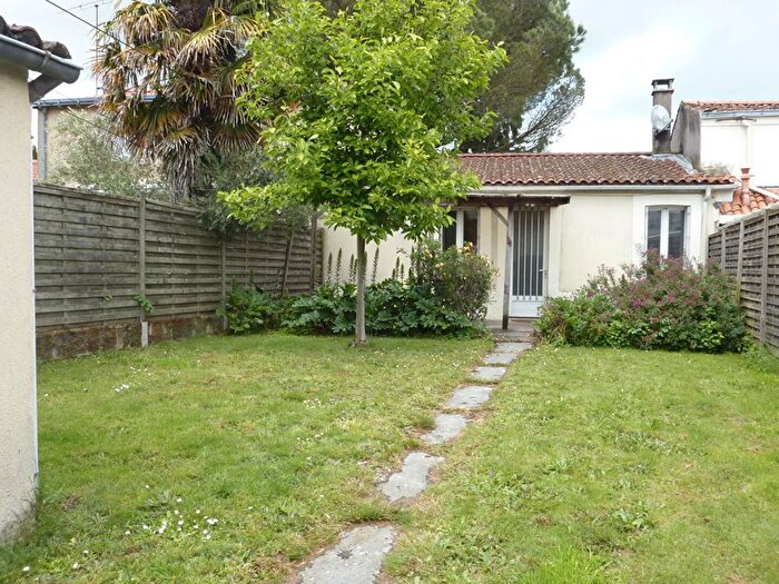 Cholet, Gambetta : Maison 3 pièces à vendre