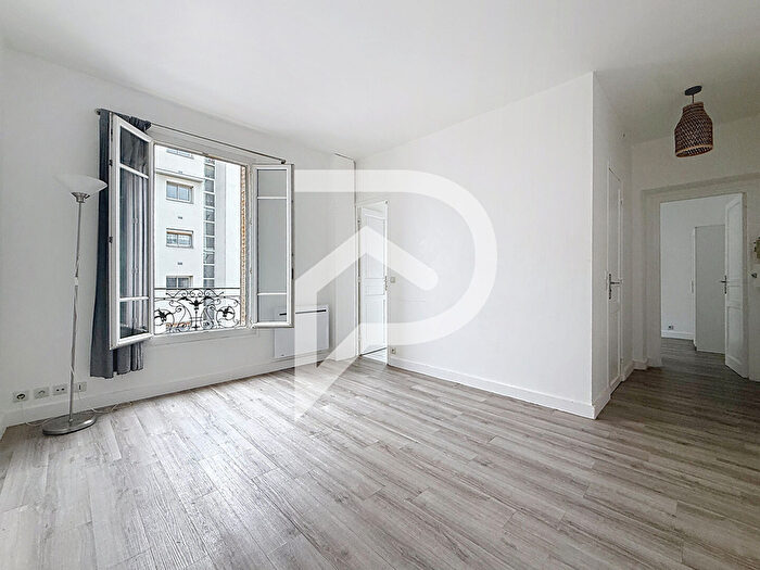 Appartement à vendre - Issy-les-Moulineaux, Centre-ville, Corentin Celton, Les Varennes - 2 pièces - 1 chambre