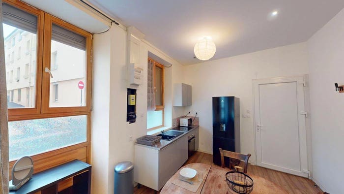 Appartement 1 pièce à Hyper Centre-Vieille Ville, Saint-Étienne, à louer