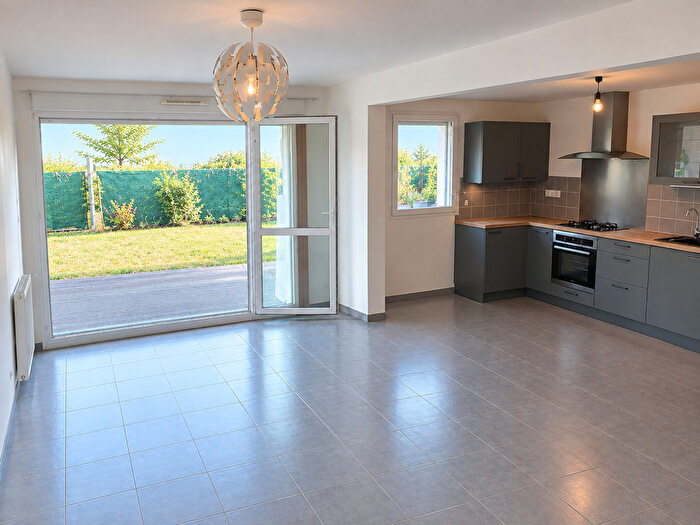 Maison 4 pièces à Véretz, à louer