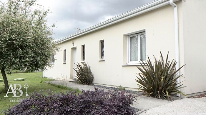 Saint-Christoly-de-Blaye - Maison 4 pièces à vendre