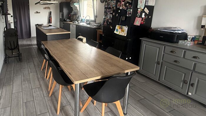 Maison 8 pièces à vendre à Ruelle-sur-Touvre