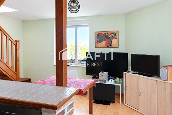 Plomodiern - Appartement 2 pièces à vendre