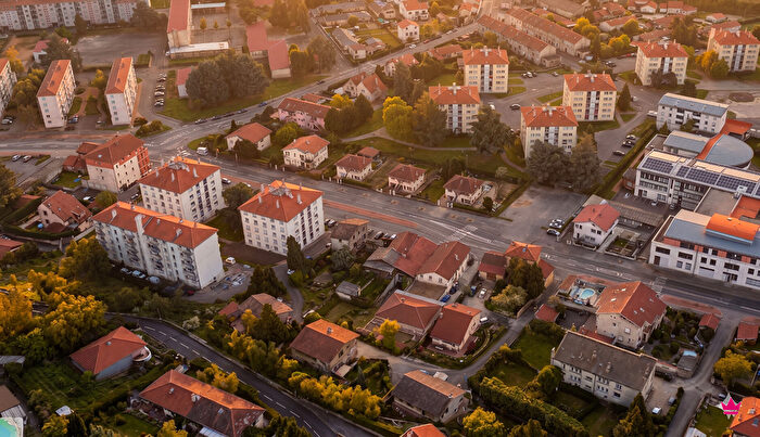 Appartement 4 pièces à Givors, Plaines, Varissan, à vendre