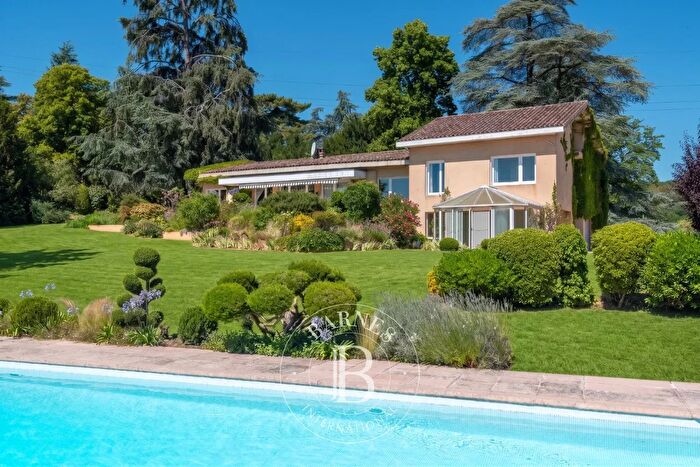Lentilly - Maison 9 pièces à vendre