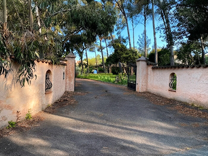 Maison 4 pièces à vendre à Saint-Raphaël, Peyron, Peire Sarade, Aspé