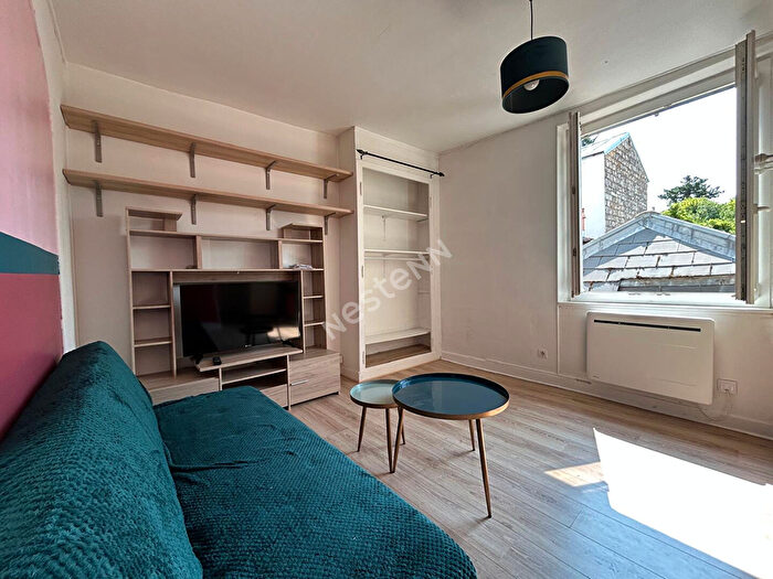Appartement 2 pièces à vendre à Pontoise, Centre-ville
