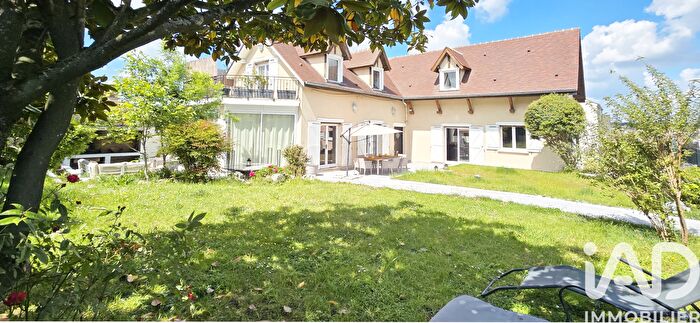 Montévrain : Maison 10 pièces à vendre