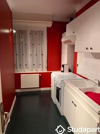 Appartement à louer - Charmilles, Troyes - 1 pièce - 2 chambres