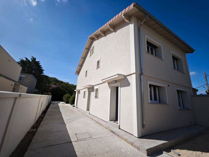 Mézières-sur-Seine - Appartement 3 pièces à louer