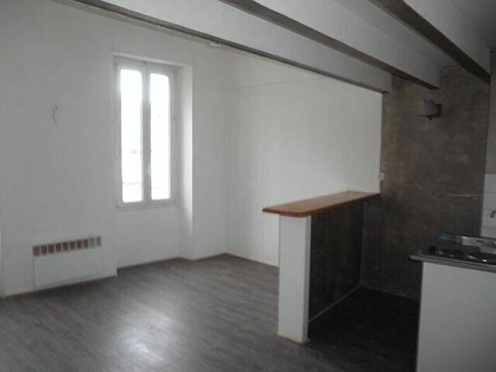 Cinq Avenues, Marseille 4ème arrondissement : Appartement 1 pièce à louer