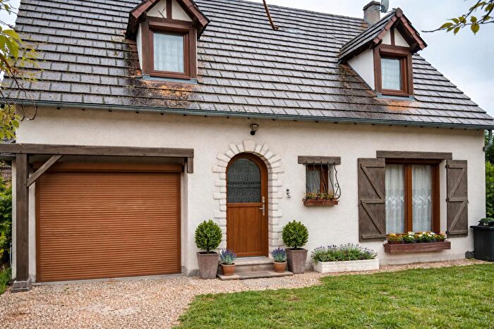 Maison à vendre - Pierres - 4 pièces - 3 chambres