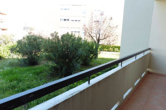 Appartement 3 pièces à Pont-Saint-Esprit, à louer