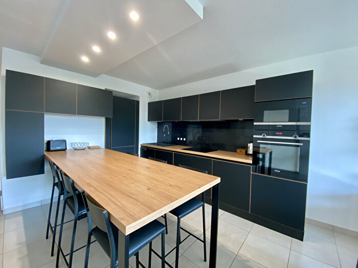 Bordeaux, Golf du Bordelais : Appartement 4 pièces à louer