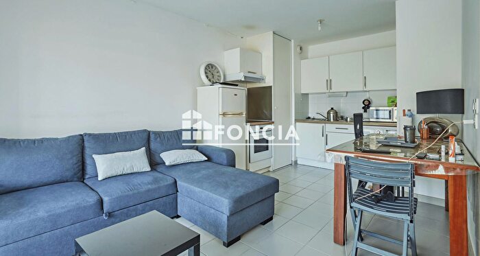 Cenon, Plaisance : Appartement 2 pièces à vendre