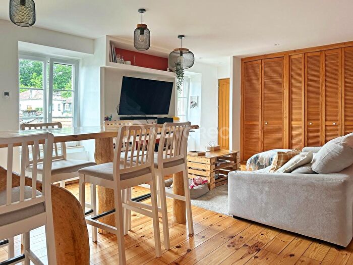 Appartement à vendre - Pau, XIV Juillet - 3 pièces - 1 chambre
