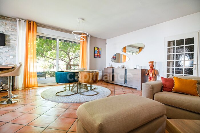 Maison 9 pièces à vendre à Pézilla-la-Rivière