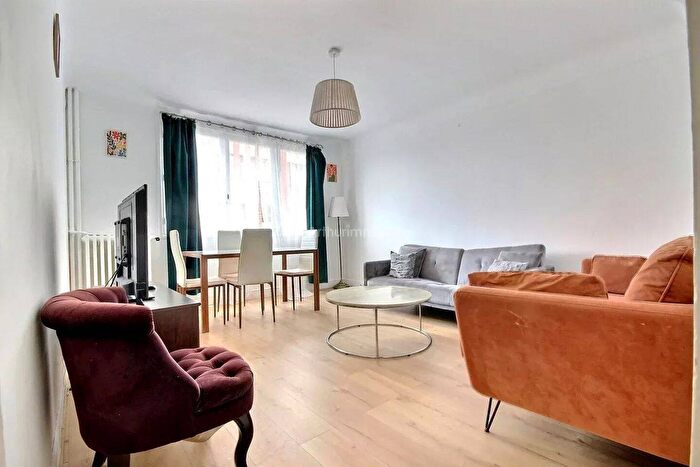 Appartement à louer - Centre-Voltaire, Asnières-sur-Seine - 2 pièces - 1 chambre