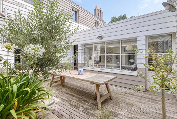 Maison 11 pièces à Nantes, Canclaux, Mellinet, à vendre