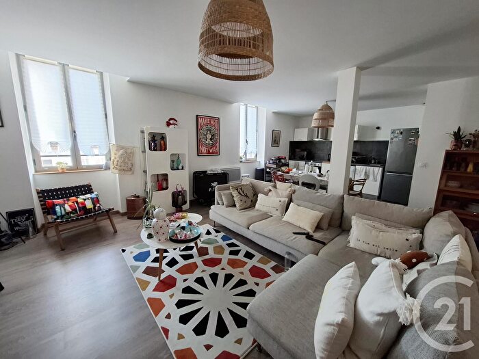 Appartement à louer - Castres, Centre-ville - 4 pièces - 3 chambres