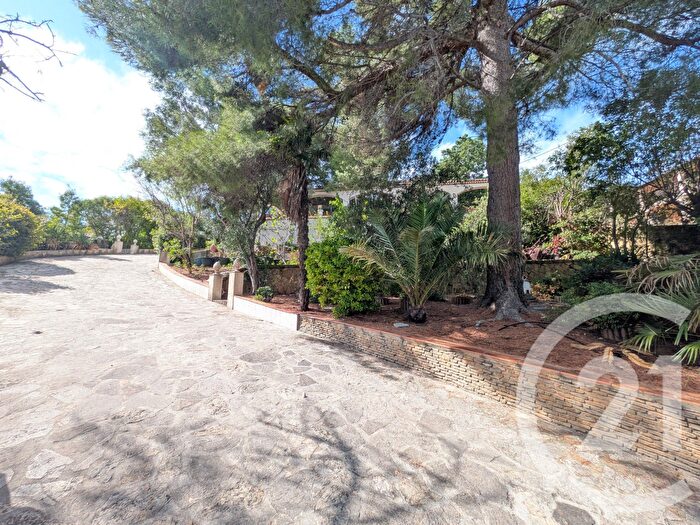 Maison à vendre - La Seyne-sur-Mer, Ouest - 8 pièces - 5 chambres