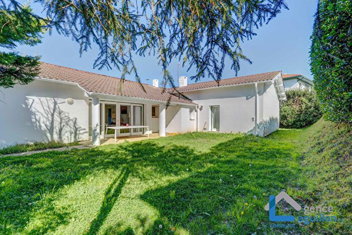 Maison à vendre - Hendaye, Lissardy - 5 pièces - 4 chambres