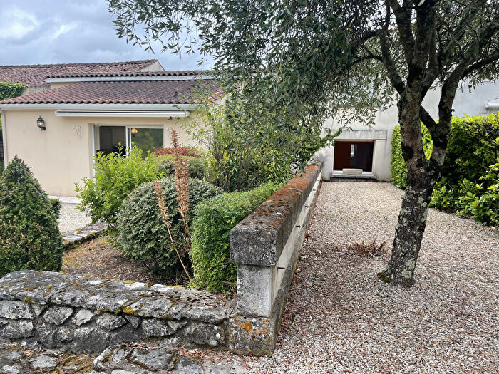 Maison à vendre - Cognac, Saint-Martin - 7 pièces - 3 chambres