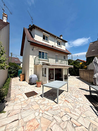 Maison 5 pièces à louer à Les Pavillons-sous-Bois, Coquetiers