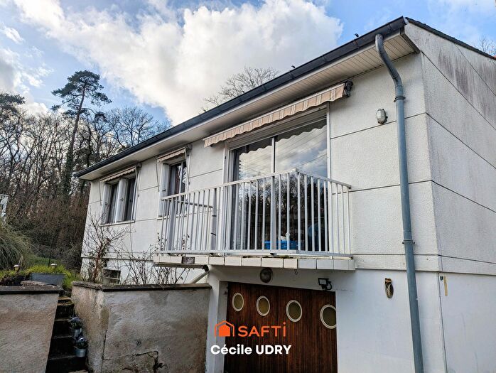 Maison à vendre - Montbazon - 4 pièces - 3 chambres