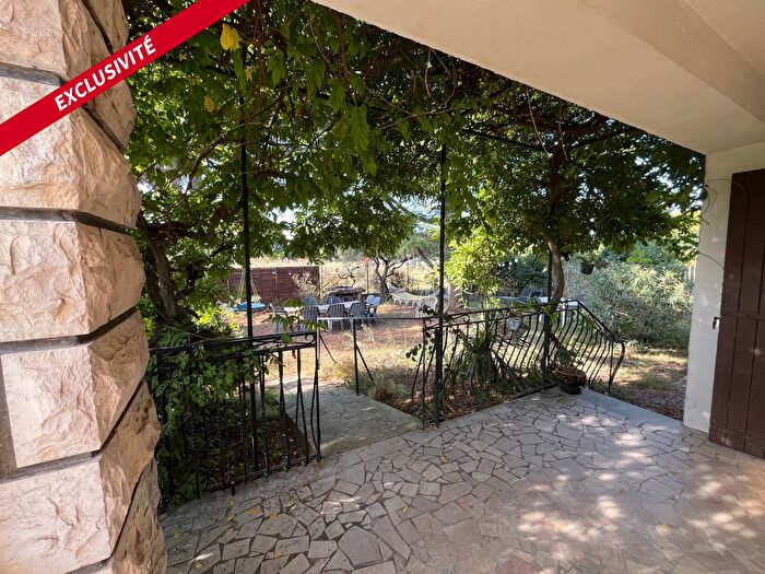 Roquemaure : Maison 4 pièces à vendre