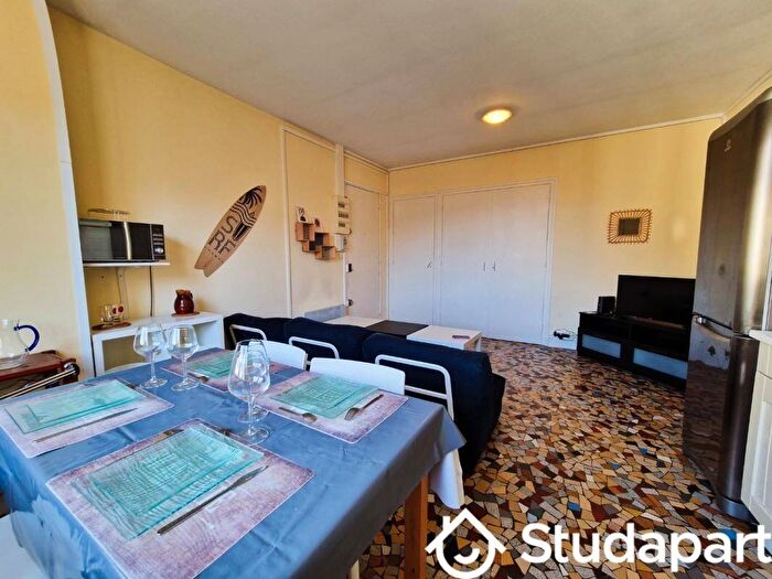 Appartement à louer - Berriat-Ampere, Grenoble - 3 pièces - 1 chambre