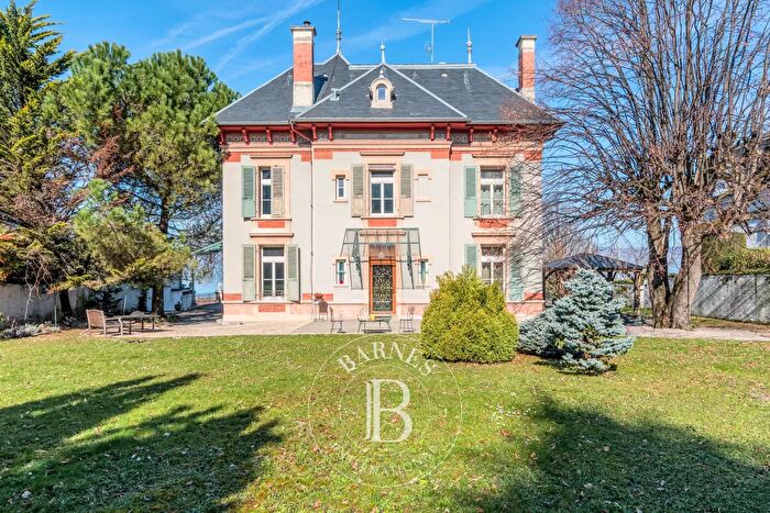 Maison à vendre - Évian-les-Bains - 13 pièces - 8 chambres