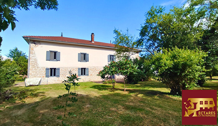 Beaupont : Maison 8 pièces à vendre