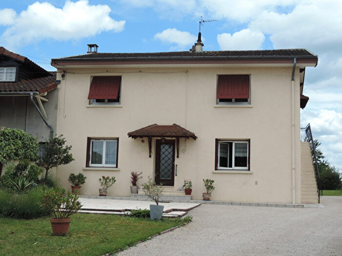 Maison 5 pièces à Bourg-en-Bresse, Grande Reyssouze, Grand Challes, à vendre