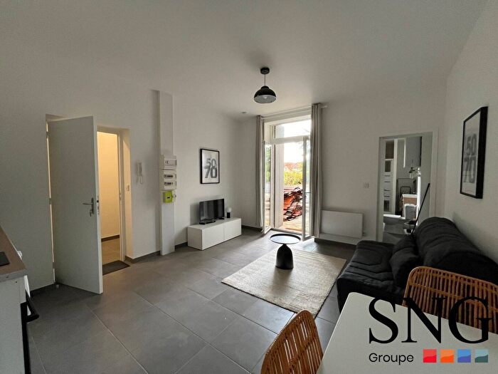 Centre Ville, Carmaux - Appartement 1 pièce à louer