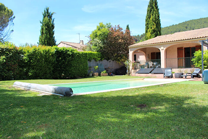 Maison à vendre - Auriol - 6 pièces - 4 chambres