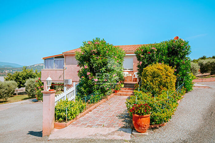 Maison à vendre - LEscale - 4 pièces - 3 chambres