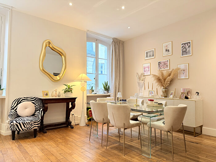 Appartement à vendre - Bourges, Centre-ville, Charlet, Lahitolle, Pignoux, Sembat - 4 pièces - 3 chambres